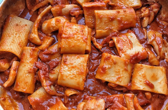 Calamarata aux calamars - Recettes Italiennes