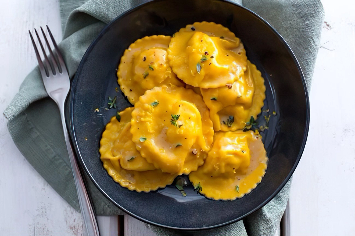 Ravioli de crevettes et citron au beurre et thym - Recettes Italiennes